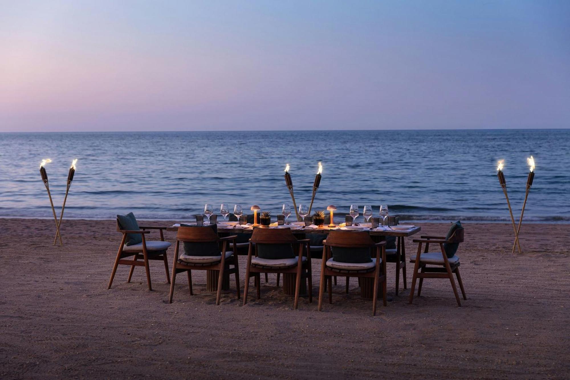 THE ST REGIS AL MOUJ MUSCAT RESORT | 5-STAR ACCOMMODATION WITH SEA VIEW