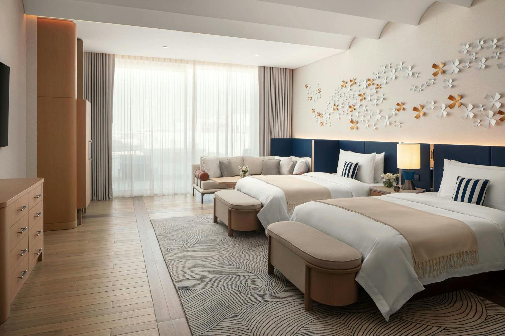 THE ST REGIS AL MOUJ MUSCAT RESORT | 5-STAR ACCOMMODATION WITH SEA VIEW